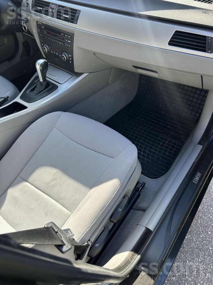 Black BMW 320 2007 in Daugavpils, with an engine capacity of 2.00 L and mileage of 335 thousand km for 4700 €, photo 14 on AUTOMOTO.COM.LV