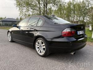 Black BMW 320 2007 in Riga, with an engine capacity of 2.00 L and mileage of 416 thousand km for 4500 €, photo 3 on AUTOMOTO.COM.LV