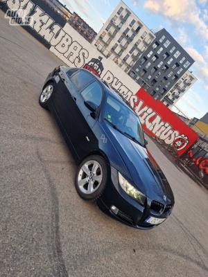 Melns BMW 320 2007 Viļņa, ar dzinēja tilpumu 2.00 L un nobraukumu 420 tūkst. km par 3350 €, foto 7 vietnē AUTOMOTO.COM.LV