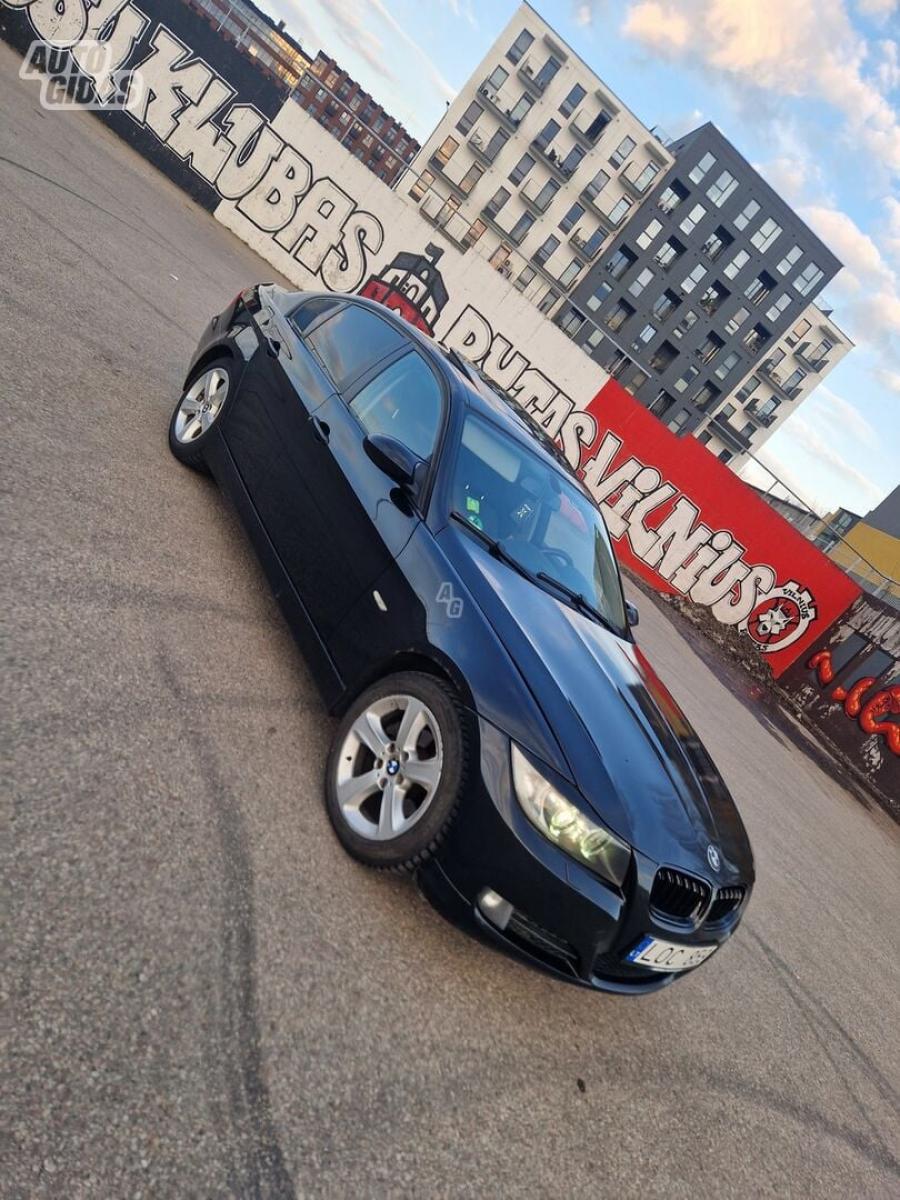 Melns BMW 320 2007 Viļņa, ar dzinēja tilpumu 2.00 L un nobraukumu 420 tūkst. km par 3350 €, foto 7 vietnē AUTOMOTO.COM.LV