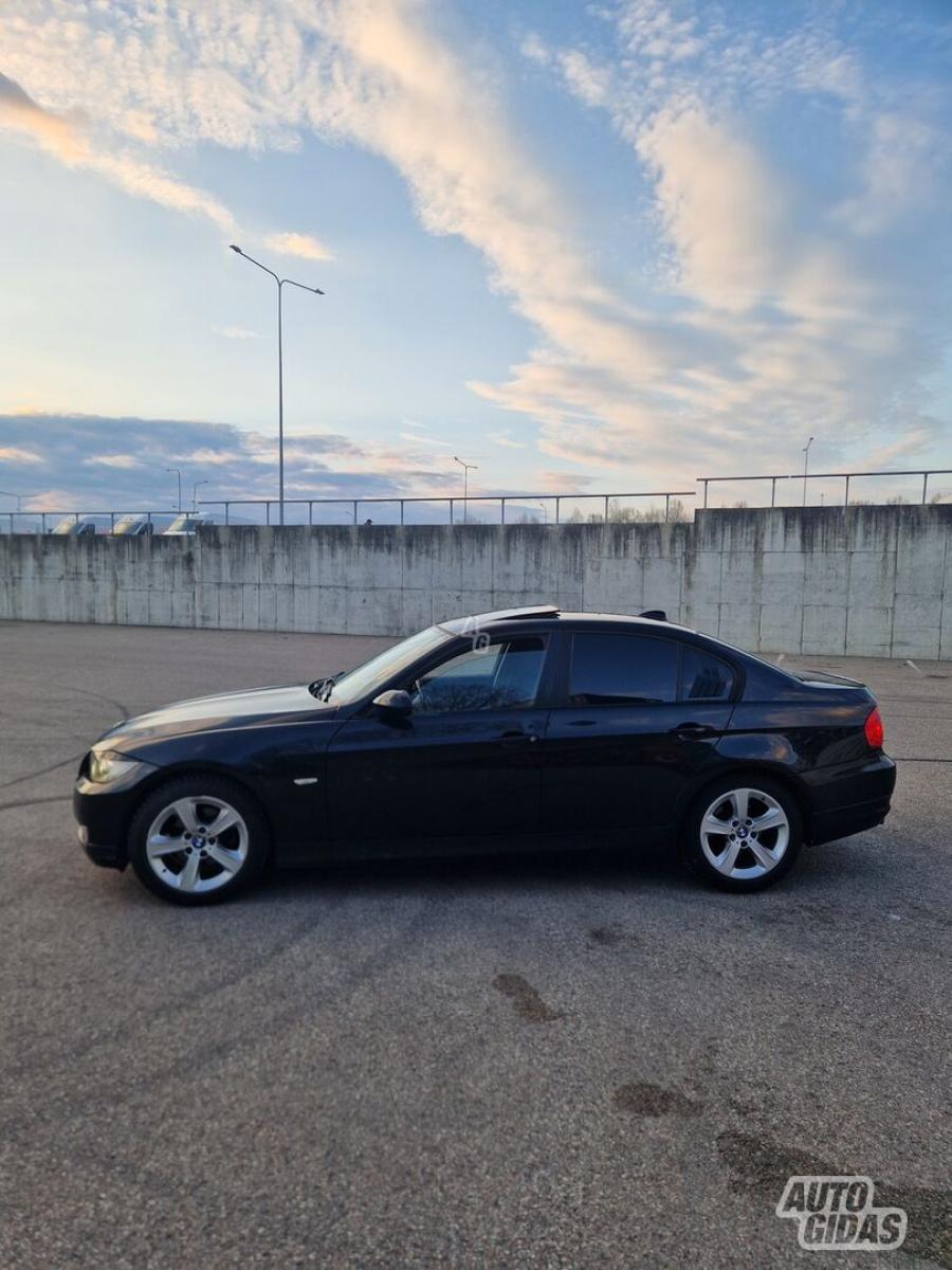 Melns BMW 320 2007 Viļņa, ar dzinēja tilpumu 2.00 L un nobraukumu 420 tūkst. km par 3350 €, foto 10 vietnē AUTOMOTO.COM.LV