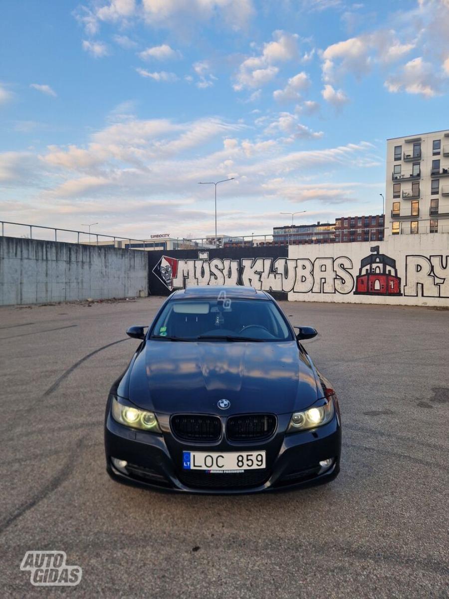 Melns BMW 320 2007 Viļņa, ar dzinēja tilpumu 2.00 L un nobraukumu 420 tūkst. km par 3350 €, foto 12 vietnē AUTOMOTO.COM.LV