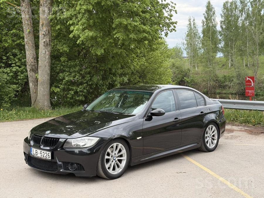 Black BMW 320 2007 in Riga, with an engine capacity of 2.00 L and mileage of 426 thousand km for 4400 €, photo 10 on AUTOMOTO.COM.LV