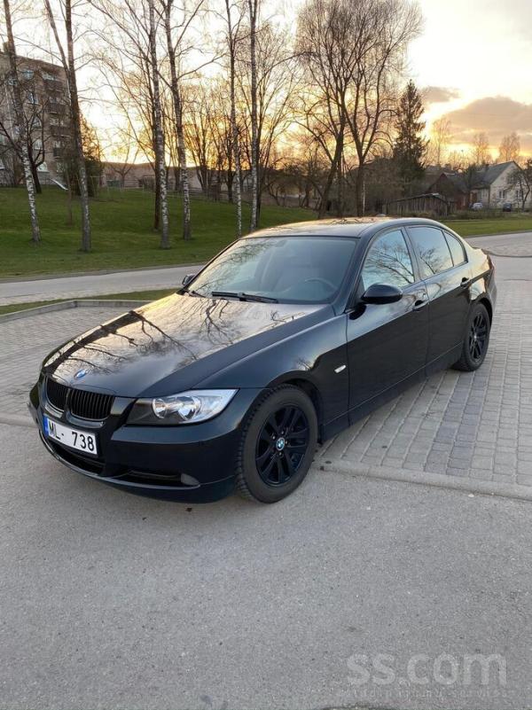 Melns BMW 320 2007 Rēzekne, ar dzinēja tilpumu 2.00 L un nobraukumu 335 tūkst. km par 3300 €, foto 6 vietnē AUTOMOTO.COM.LV