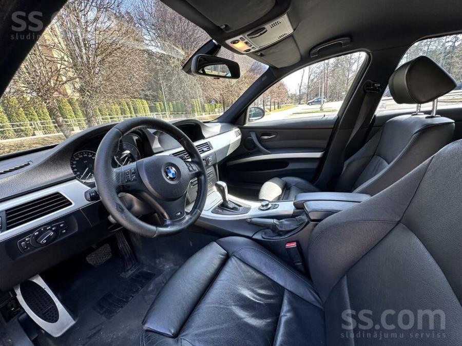 Black BMW 320 2007 in Ogre, with an engine capacity of 2.00 L and mileage of 305 thousand km for 3000 €, photo 15 on AUTOMOTO.COM.LV
