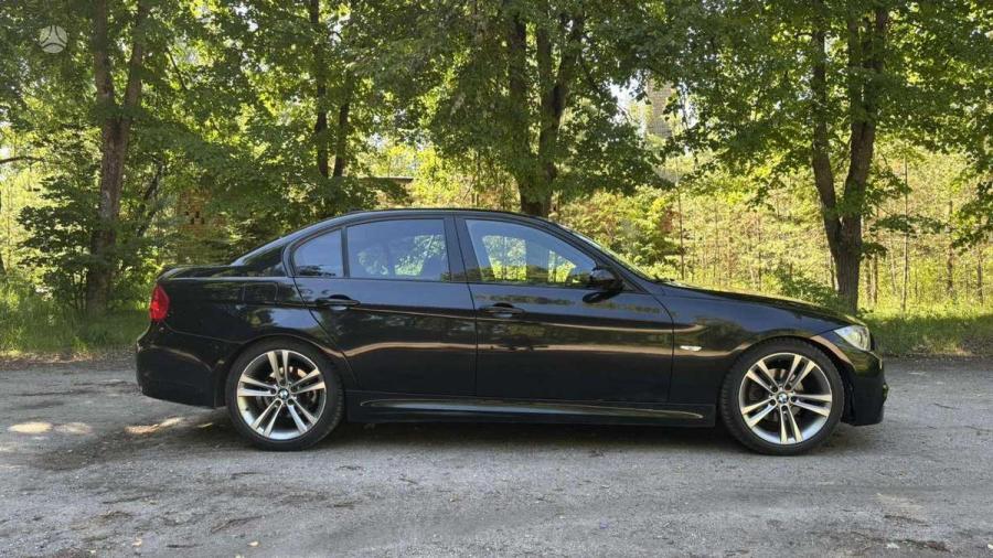 Black BMW 320 2007 in Vilnius, with an engine capacity of 2.00 L and mileage of 275 thousand km for 4800 €, photo 7 on AUTOMOTO.COM.LV