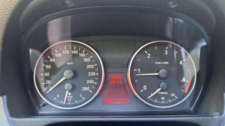 Black BMW 320 2007 in Vilnius, with an engine capacity of 2.00 L and mileage of 275 thousand km for 4800 €, photo 15 on AUTOMOTO.COM.LV