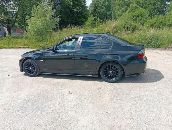 Melns BMW 320 2007 Kaišiadorys, ar dzinēja tilpumu 2.00 L un nobraukumu 498 tūkst. km par 3900 €, foto 5 vietnē AUTOMOTO.COM.LV
