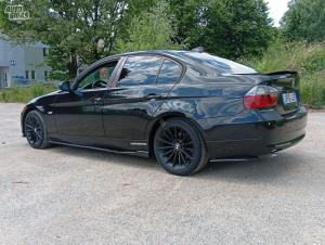 Black BMW 320 2007 in Kaisiadorys, with an engine capacity of 2.00 L and mileage of 498 thousand km for 3900 €, photo 9 on AUTOMOTO.COM.LV