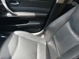 Black BMW 320 2007 in Kaisiadorys, with an engine capacity of 2.00 L and mileage of 498 thousand km for 3900 €, photo 15 on AUTOMOTO.COM.LV