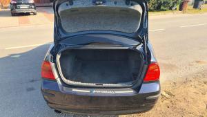 Black BMW 320 2007 in Siauliai, with an engine capacity of 2.00 L and mileage of 253 thousand km for 2400 €, photo 6 on AUTOMOTO.COM.LV