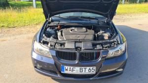 Black BMW 320 2007 in Siauliai, with an engine capacity of 2.00 L and mileage of 253 thousand km for 2400 €, photo 8 on AUTOMOTO.COM.LV