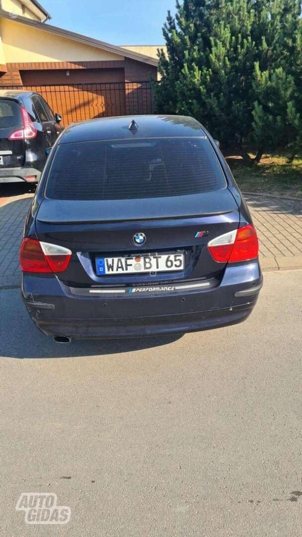 Melns BMW 320 2007 Šauļi, ar dzinēja tilpumu 2.00 L un nobraukumu 253 tūkst. km par 2400 €, foto 3 vietnē AUTOMOTO.COM.LV
