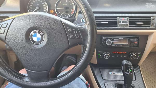 Melns BMW 320 2007 Šauļi, ar dzinēja tilpumu 2.00 L un nobraukumu 253 tūkst. km par 2400 €, foto 10 vietnē AUTOMOTO.COM.LV