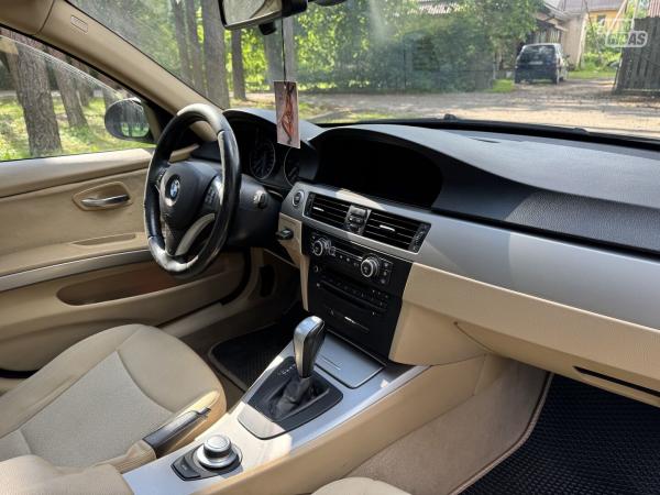 Black BMW 320 2007 in Kaunas, with an engine capacity of 2.00 L and mileage of 350 thousand km for 2950 €, photo 10 on AUTOMOTO.COM.LV