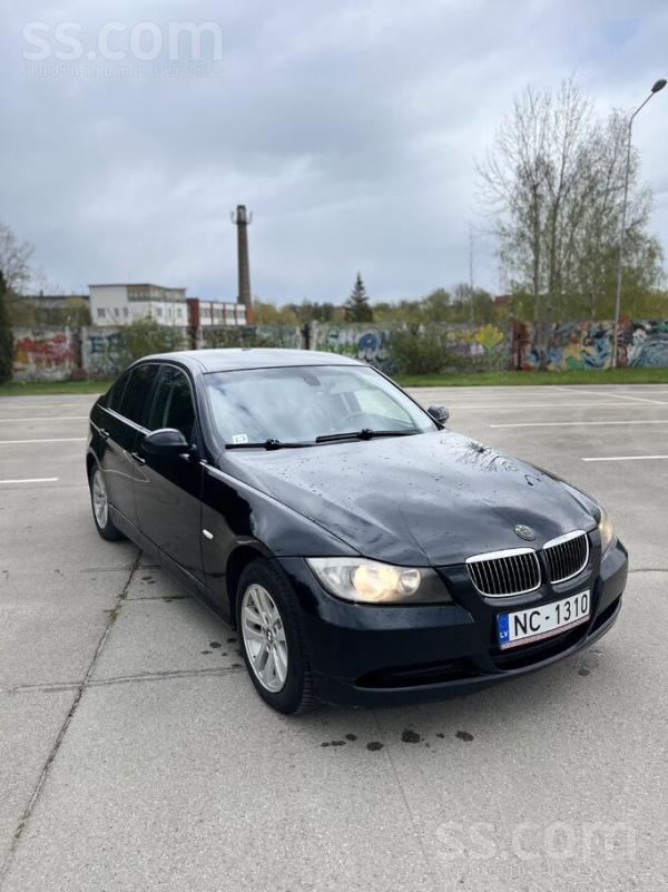 Melns BMW 320 2007 Jelgava, ar dzinēja tilpumu 2.00 L un nobraukumu 419 tūkst. km par 2600 €, foto 2 vietnē AUTOMOTO.COM.LV