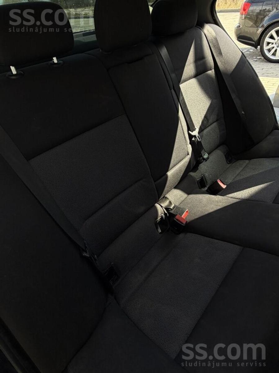 Melns BMW 320 2007 Jelgava, ar dzinēja tilpumu 2.00 L un nobraukumu 419 tūkst. km par 2600 €, foto 6 vietnē AUTOMOTO.COM.LV