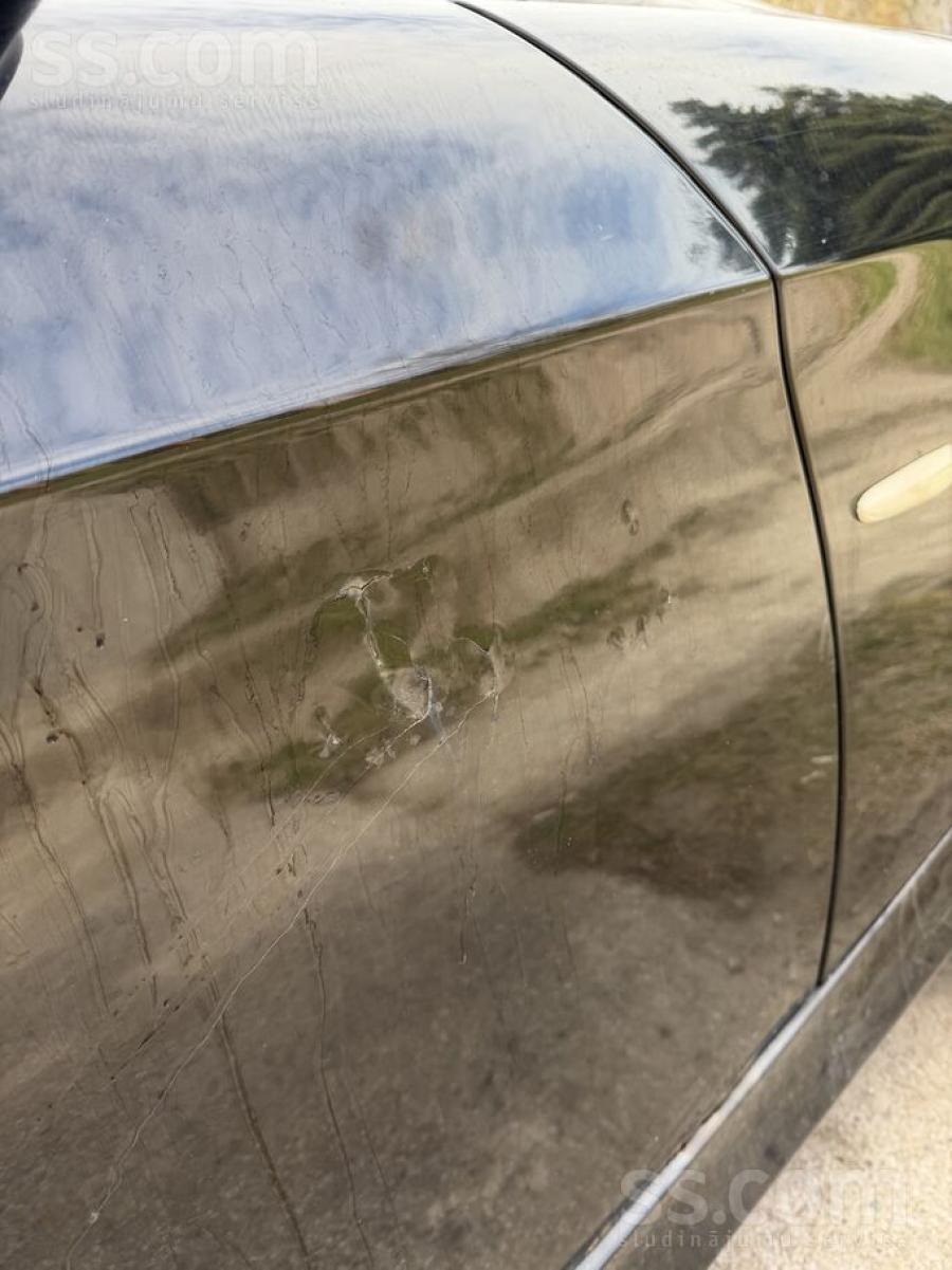 Melns BMW 320 2007 Jelgava, ar dzinēja tilpumu 2.00 L un nobraukumu 419 tūkst. km par 2600 €, foto 10 vietnē AUTOMOTO.COM.LV