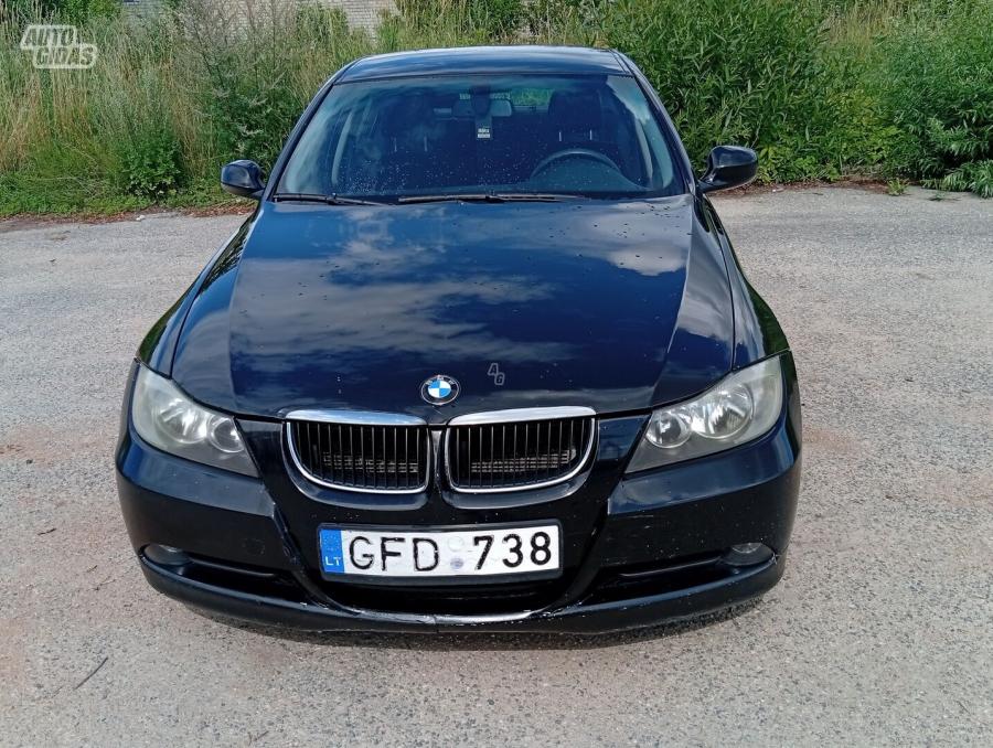 Melns BMW 320 2007 Kaišiadorys, ar dzinēja tilpumu 2.00 L un nobraukumu 445 tūkst. km par 2250 €, foto 1 vietnē AUTOMOTO.COM.LV