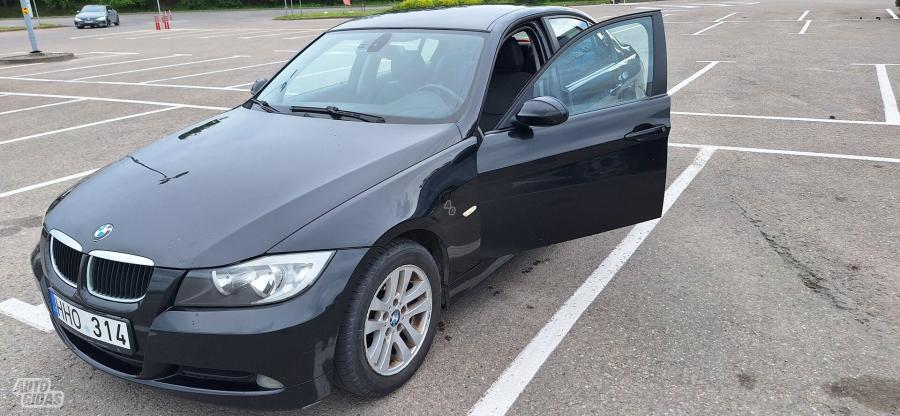Black BMW 320 2007 in Vilnius, with an engine capacity of 2.00 L and mileage of 331 thousand km for 3599 €, photo 3 on AUTOMOTO.COM.LV