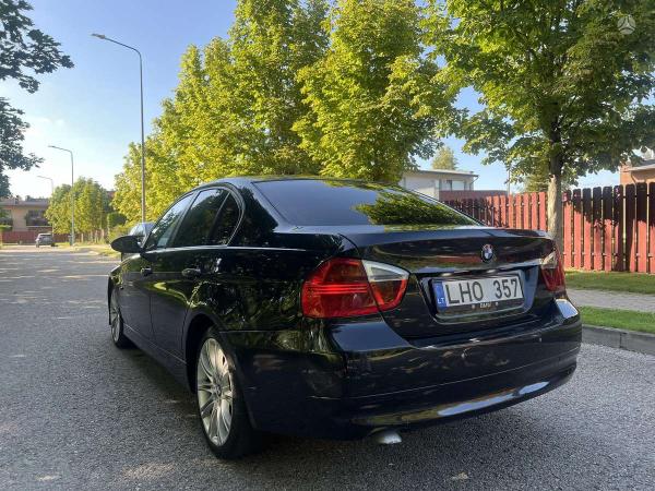 Черный БМВ 320 2007 в Вильнюс, объемом двигателя 0.00 л и пробегом 313 тыс. км за 3450 €, фото 6 на AUTOMOTO.COM.LV
