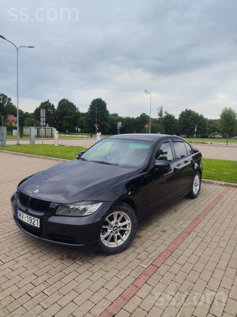 Черный БМВ 320 2007 в Бауска, объемом двигателя 2.00 л и пробегом 243 тыс. км за 3500 €, фото 1 на AUTOMOTO.COM.LV