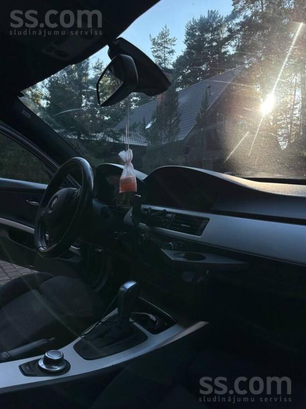 Melns BMW 320 2007 Rīga, ar dzinēja tilpumu 2.00 L un nobraukumu 400 tūkst. km par 4750 €, foto 4 vietnē AUTOMOTO.COM.LV