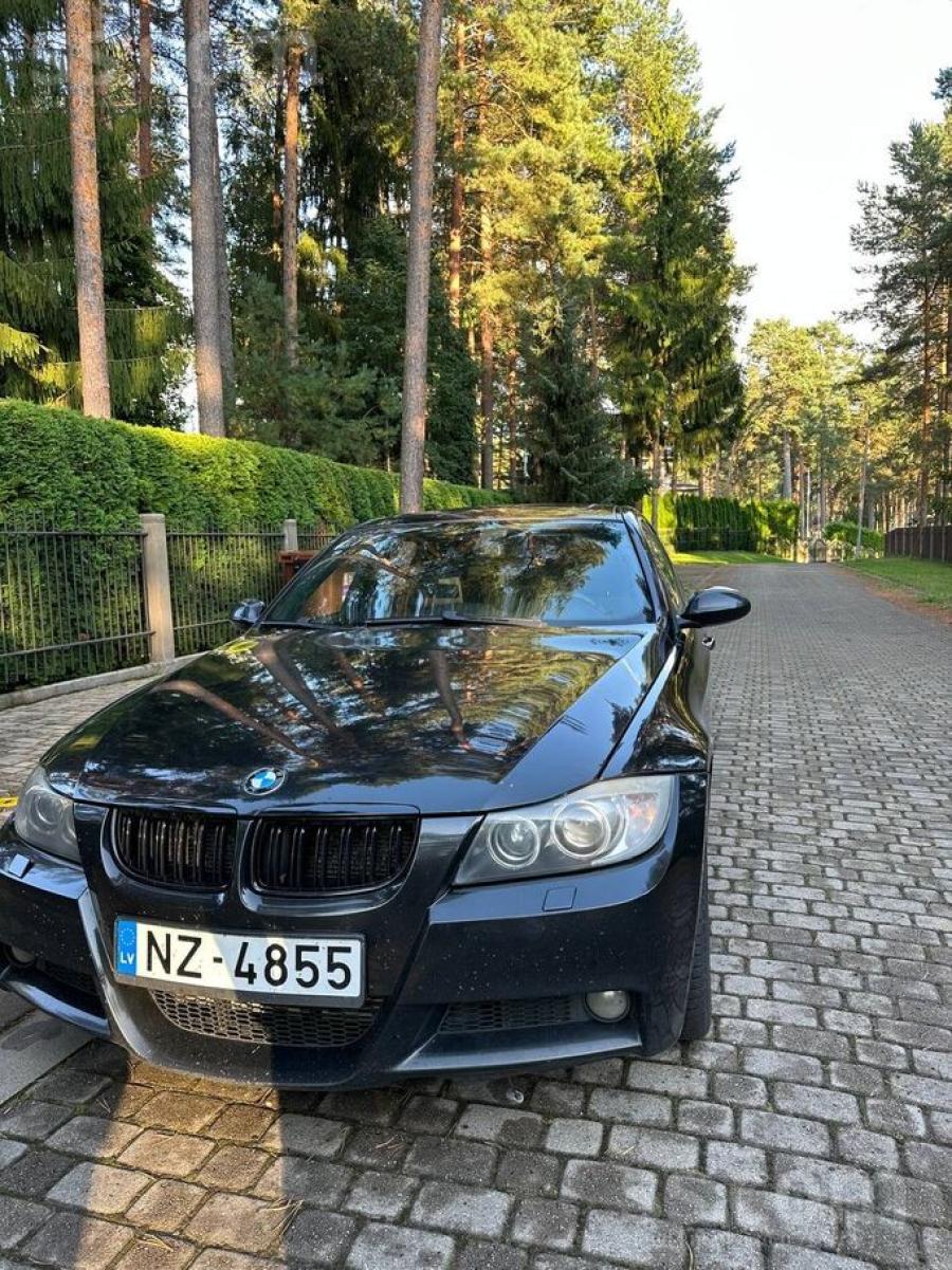 Black BMW 320 2007 in Riga, with an engine capacity of 2.00 L and mileage of 400 thousand km for 4750 €, photo 15 on AUTOMOTO.COM.LV