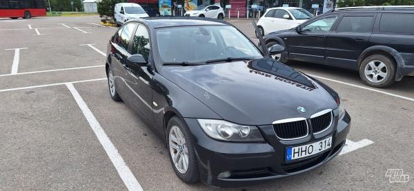 Melns BMW 320 2007 Viļņa, ar dzinēja tilpumu 2.00 L un nobraukumu 331 tūkst. km par 3500 €, foto 4 vietnē AUTOMOTO.COM.LV