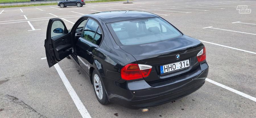 Melns BMW 320 2007 Viļņa, ar dzinēja tilpumu 2.00 L un nobraukumu 331 tūkst. km par 3500 €, foto 7 vietnē AUTOMOTO.COM.LV