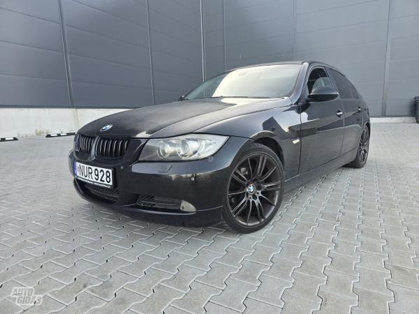 Black BMW 320 2007 in Siauliai, with an engine capacity of 2.00 L and mileage of 355 thousand km for 3750 €, photo 3 on AUTOMOTO.COM.LV