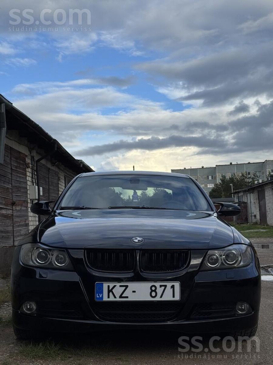 Melns BMW 320 2007 Jelgava, ar dzinēja tilpumu 2.00 L un nobraukumu 380 tūkst. km par 3499 €, foto 1 vietnē AUTOMOTO.COM.LV