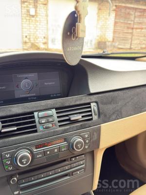 Melns BMW 320 2007 Jelgava, ar dzinēja tilpumu 2.00 L un nobraukumu 380 tūkst. km par 3499 €, foto 15 vietnē AUTOMOTO.COM.LV