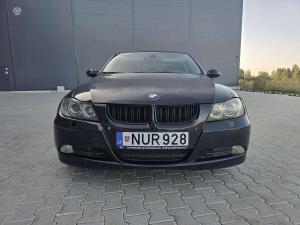 Black BMW 320 2007 in Siauliai, with an engine capacity of 2.00 L and mileage of 355 thousand km for 3650 €, photo 4 on AUTOMOTO.COM.LV