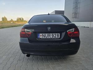 Black BMW 320 2007 in Siauliai, with an engine capacity of 2.00 L and mileage of 355 thousand km for 3650 €, photo 6 on AUTOMOTO.COM.LV
