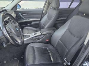 Black BMW 320 2007 in Siauliai, with an engine capacity of 2.00 L and mileage of 355 thousand km for 3650 €, photo 12 on AUTOMOTO.COM.LV