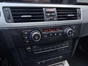 Black BMW 320 2007 in Siauliai, with an engine capacity of 2.00 L and mileage of 355 thousand km for 3650 €, photo 18 on AUTOMOTO.COM.LV