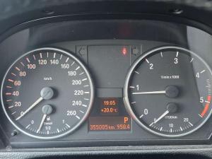 Black BMW 320 2007 in Siauliai, with an engine capacity of 2.00 L and mileage of 355 thousand km for 3650 €, photo 20 on AUTOMOTO.COM.LV