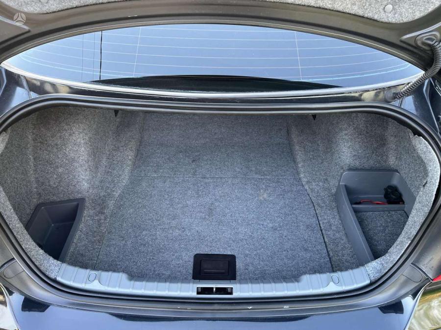 Melns BMW 320 2007 Kauņa, ar dzinēja tilpumu 2.00 L un nobraukumu 189 tūkst. km par 3800 €, foto 17 vietnē AUTOMOTO.COM.LV