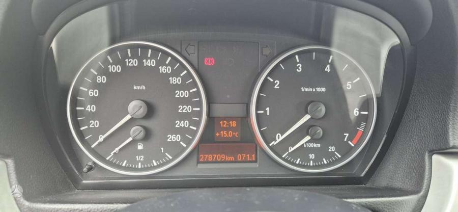 Black BMW 320 2007 in Vilnius, with an engine capacity of 2.00 L and mileage of 279 thousand km for 2300 €, photo 13 on AUTOMOTO.COM.LV