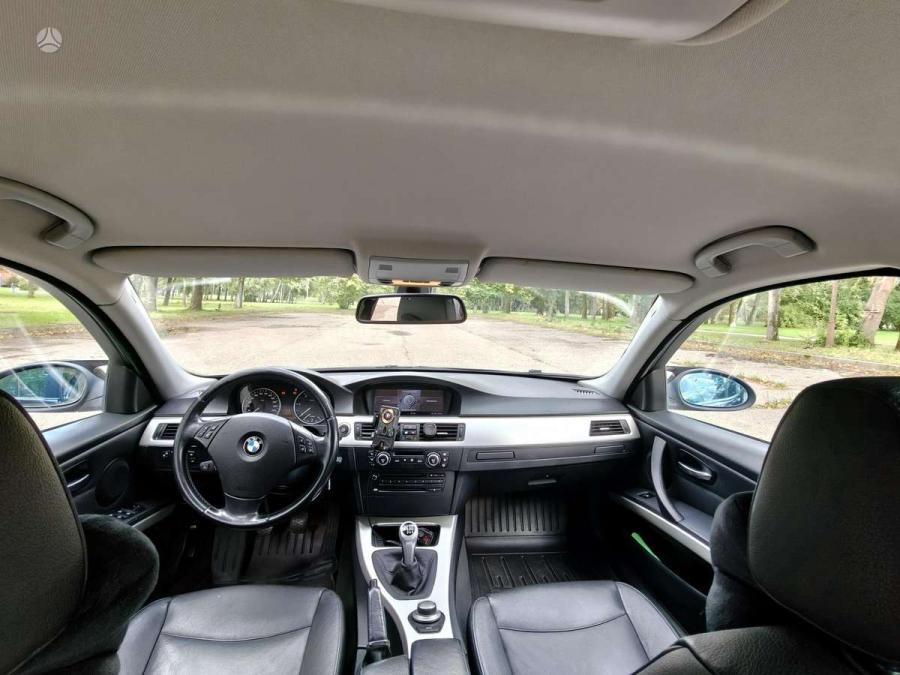 Melns BMW 320 2007 Liepāja, ar dzinēja tilpumu 2.00 L un nobraukumu 319 tūkst. km par 4000 €, foto 4 vietnē AUTOMOTO.COM.LV