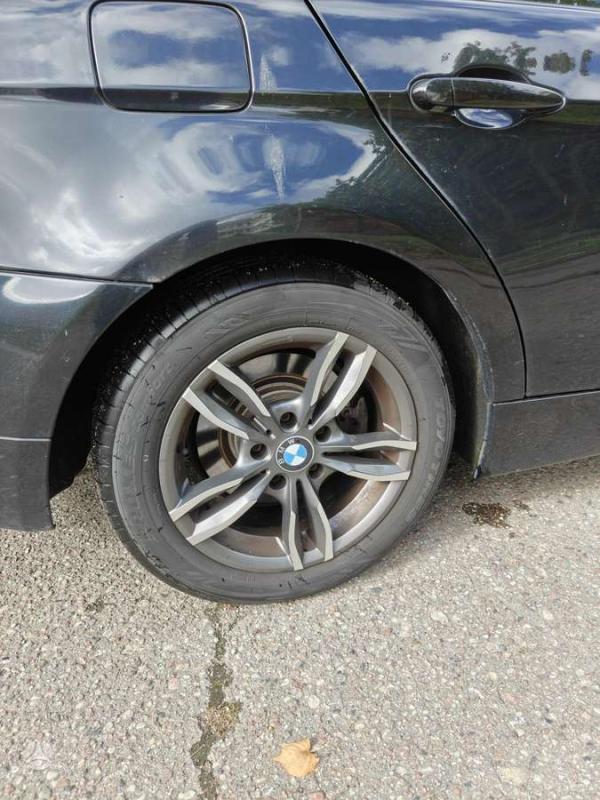 BMW 320 2007 Liepāja vietnē Melns BMW 320 2007 Liepāja, ar dzinēja tilpumu 2.00 L un nobraukumu 319 tūkst. km par 4000 €, foto 9 vietnē AUTOMOTO.COM.LV