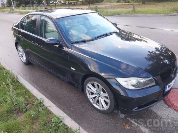БМВ 320 2007 в Рига на AUTOMOTO.COM.LV Черный БМВ 320 2007 в Рига, объемом двигателя 2.00 л и пробегом 234 тыс. км за 3000 €, фото 5 на AUTOMOTO.COM.LV