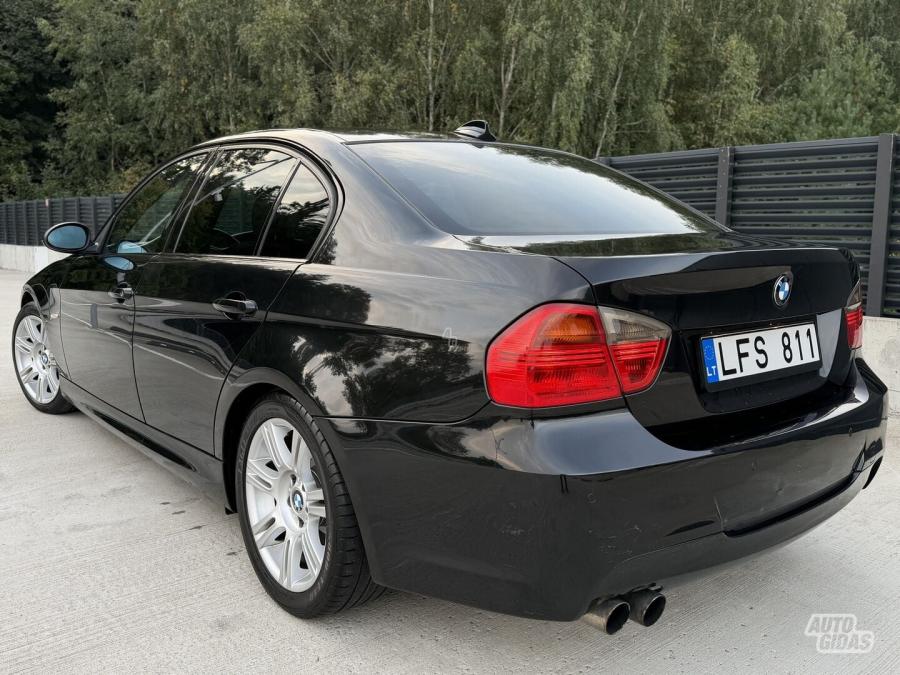 Melns BMW 320 2007 Viļņa, ar dzinēja tilpumu 2.00 L un nobraukumu 252 tūkst. km par 4899 €, foto 3 vietnē AUTOMOTO.COM.LV