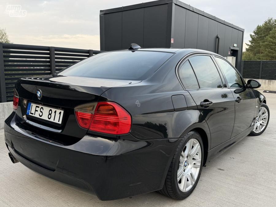 Melns BMW 320 2007 Viļņa, ar dzinēja tilpumu 2.00 L un nobraukumu 252 tūkst. km par 4899 €, foto 5 vietnē AUTOMOTO.COM.LV