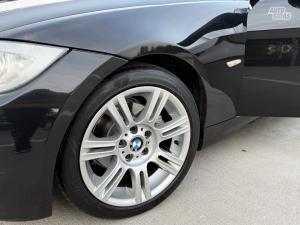Melns BMW 320 2007 Viļņa, ar dzinēja tilpumu 2.00 L un nobraukumu 252 tūkst. km par 4899 €, foto 10 vietnē AUTOMOTO.COM.LV