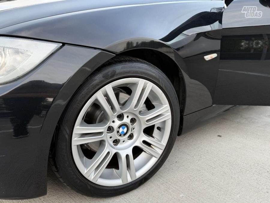 Melns BMW 320 2007 Viļņa, ar dzinēja tilpumu 2.00 L un nobraukumu 252 tūkst. km par 4899 €, foto 10 vietnē AUTOMOTO.COM.LV