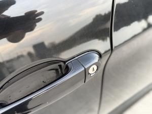 Melns BMW 320 2007 Viļņa, ar dzinēja tilpumu 2.00 L un nobraukumu 252 tūkst. km par 4899 €, foto 12 vietnē AUTOMOTO.COM.LV