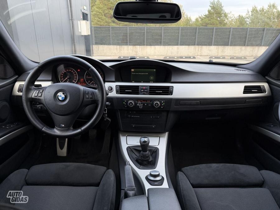 Melns BMW 320 2007 Viļņa, ar dzinēja tilpumu 2.00 L un nobraukumu 252 tūkst. km par 4899 €, foto 15 vietnē AUTOMOTO.COM.LV