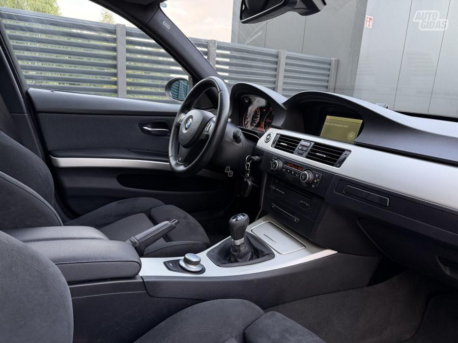 Melns BMW 320 2007 Viļņa, ar dzinēja tilpumu 2.00 L un nobraukumu 252 tūkst. km par 4899 €, foto 22 vietnē AUTOMOTO.COM.LV